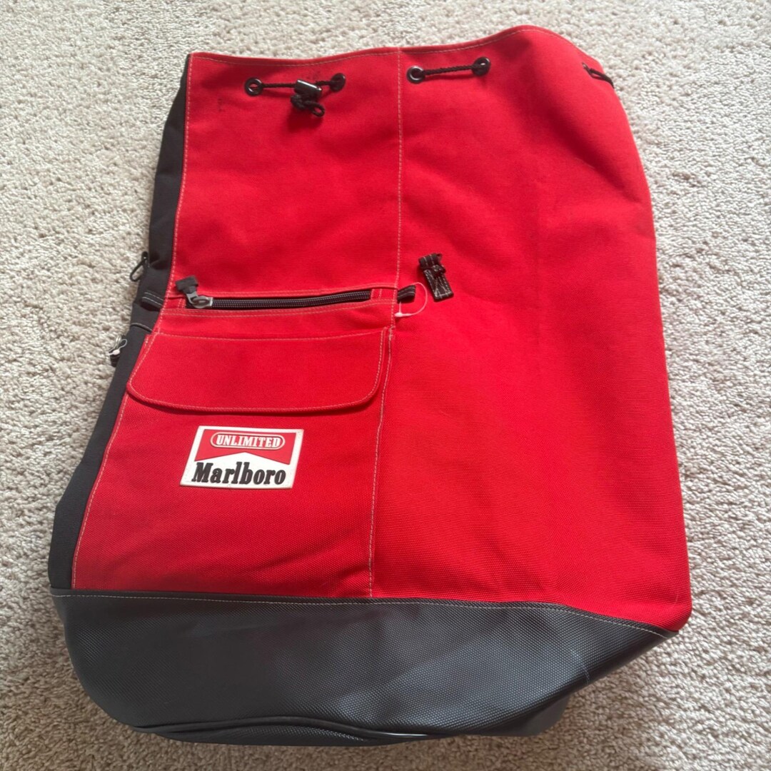 Vintage Marlboro Unlimited Red Black Large Duffle Bag Hiking Backpack ...