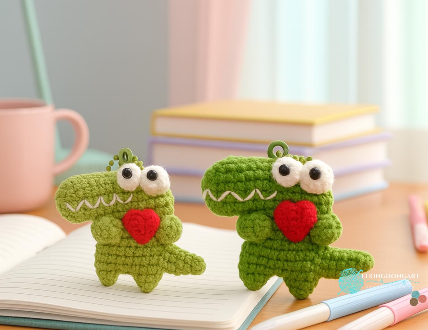 Crocodile Keychain Crochet Pattern: Amigurumi Heart Dino (PDF Download ...