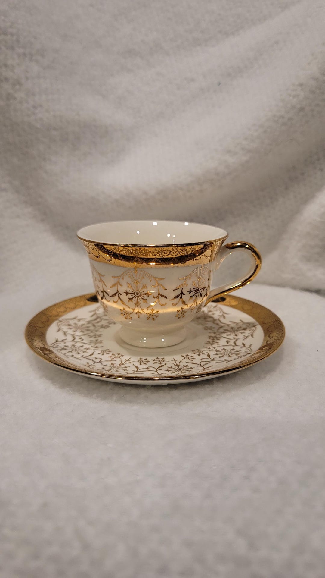 Vintage King Quality 22 Kt Gold Made in the USA Tea Cup and Saucer Set ...