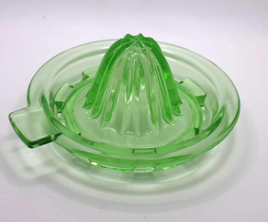 Vintage Depression Glass Juicer - Glows Under UV Light. - Etsy