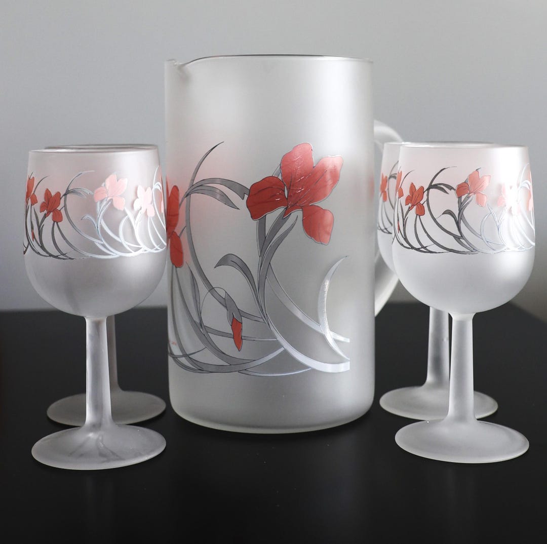 Cerve Italy Grey Frosted Satin Glass Pitcher and 4 Wine Glasses With ...