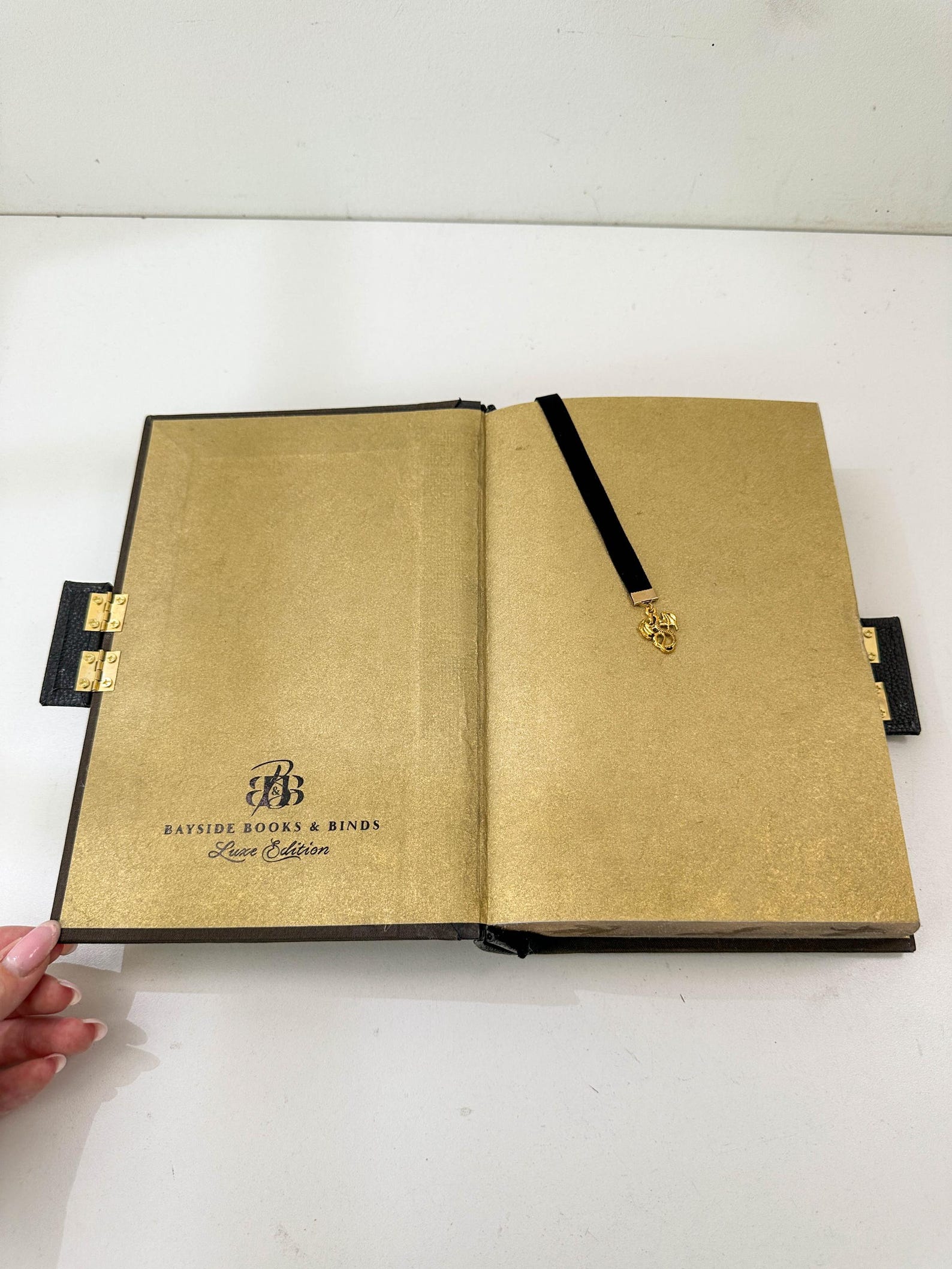 Fourth Wing Luxe Edition Rebound Book - Book Rebinding With Tri-color ...
