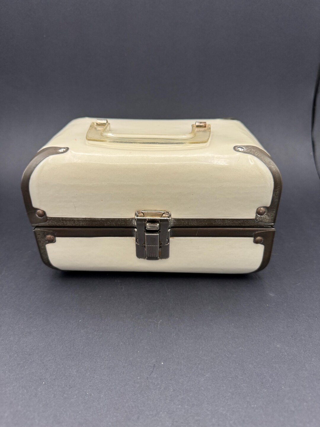 Vintage White Metal Travel Case: 1940s Cosmetic Storage - Etsy