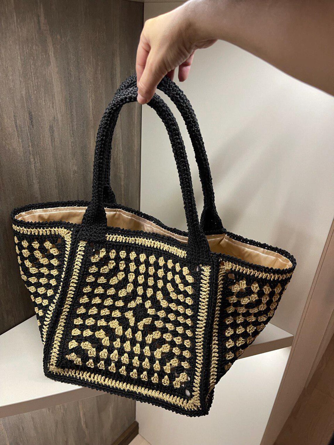 Crochet Raffia Tote Bag: Boho Granny Square Beach Purse - Etsy