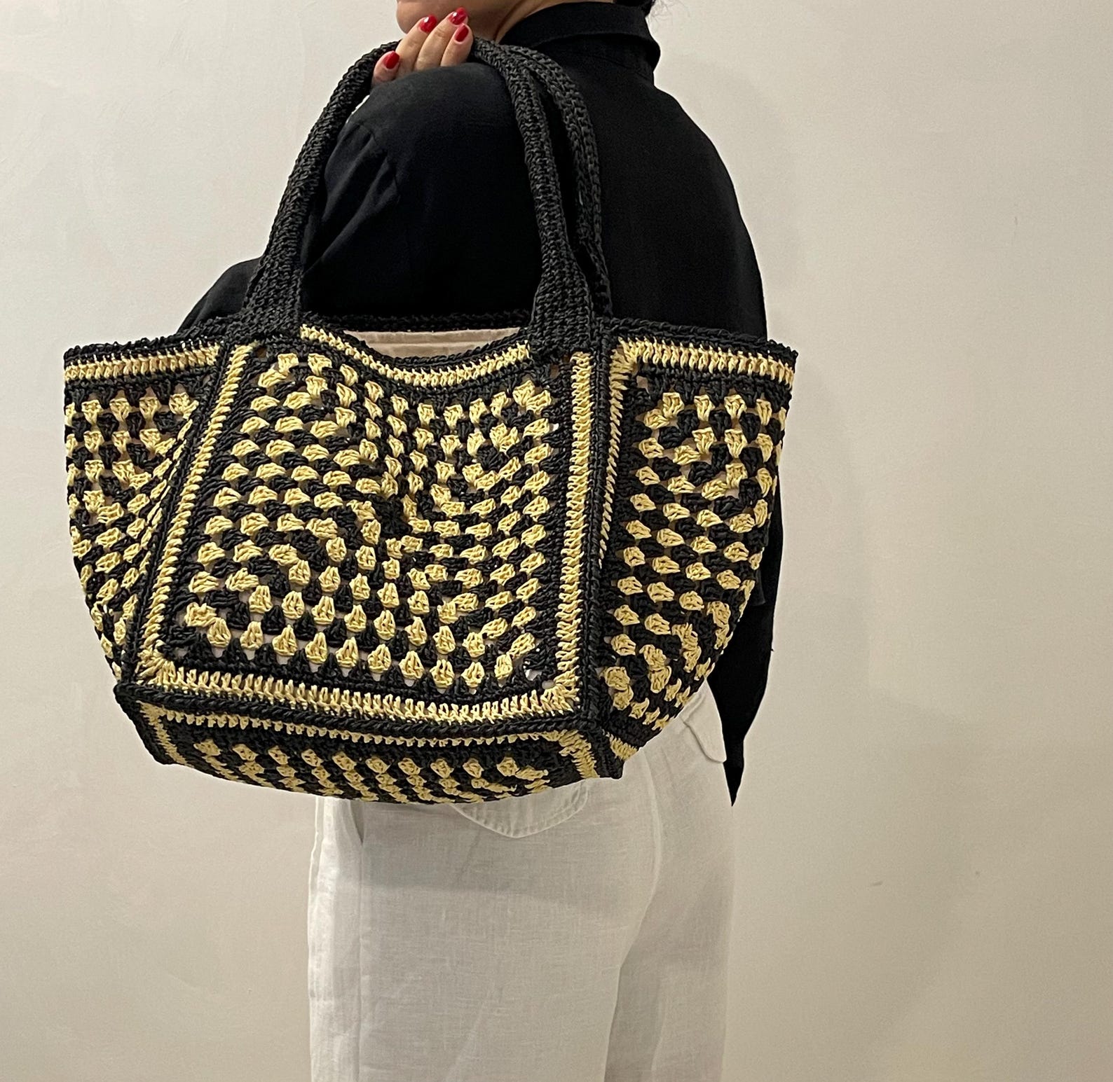 Crochet Raffia Tote Bag: Boho Granny Square Beach Purse - Etsy