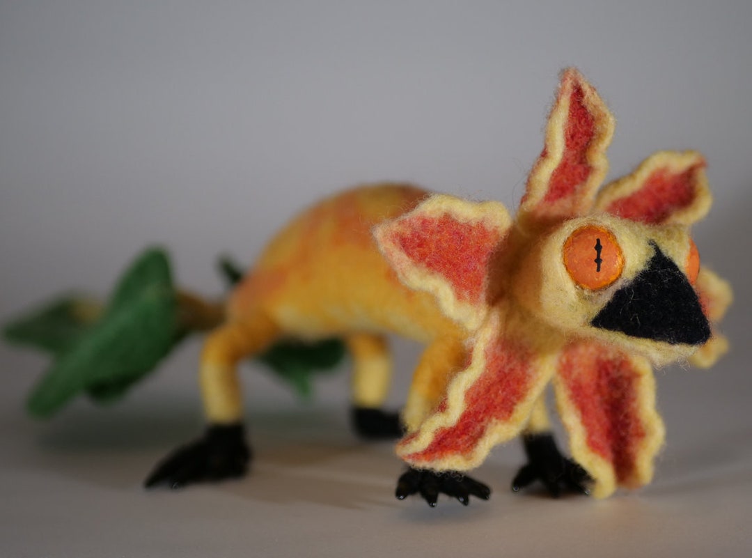 Pokemon Fusion: Leaf-tailed Gecko - Etsy