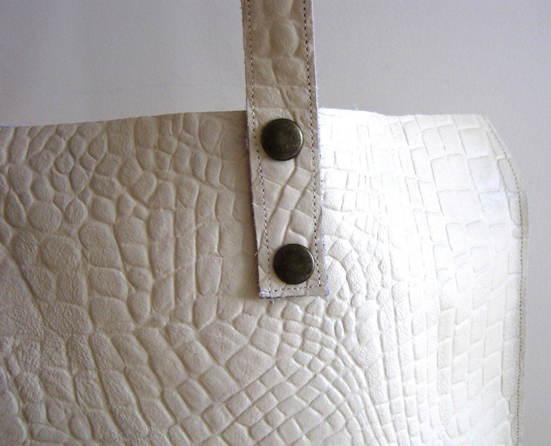 Cream / off White / Egg Shell Embossed Leather Tote Shoulder - Etsy