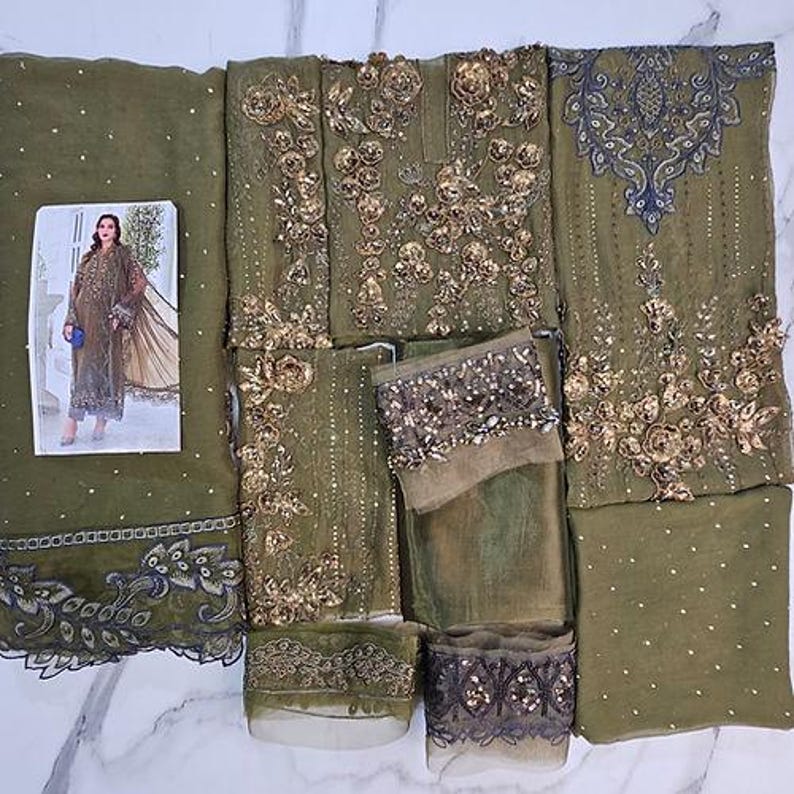 Custom Stitch Pakistani Wedding Dresses, Party Dress Indian Embroidery ...