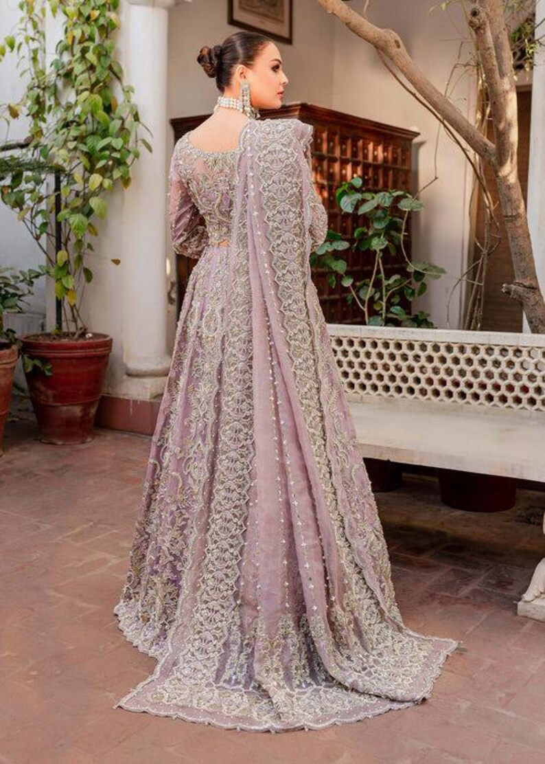 Lilac Pakistani Wedding Bridal Party Dress Lehenga Style Mehndi Nikkah ...