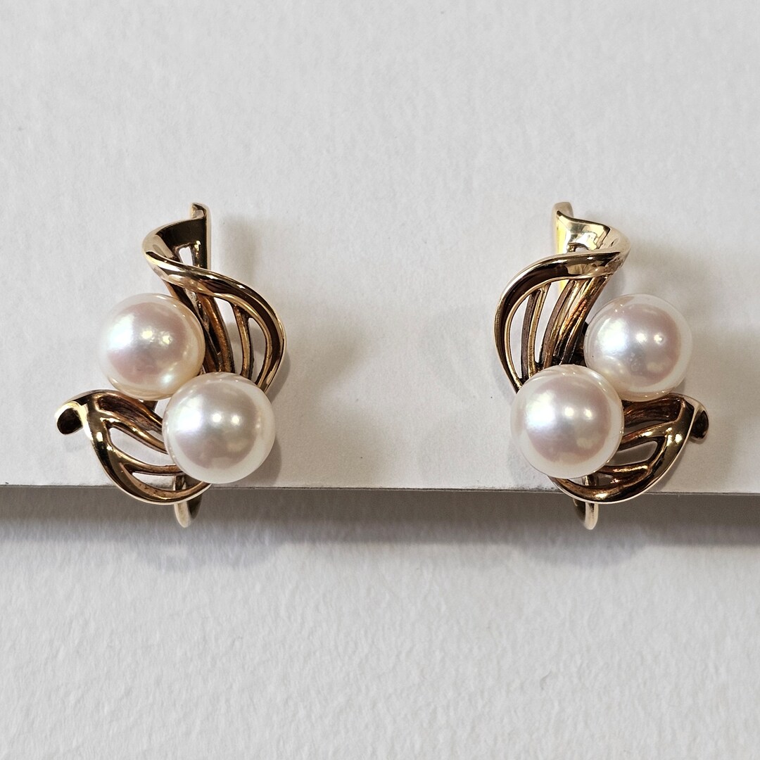Mikimoto 7mm Cultured Akoya Pearl Earring 14k 585 Yellow Gold Vintage Circa 1970s1980s From ...