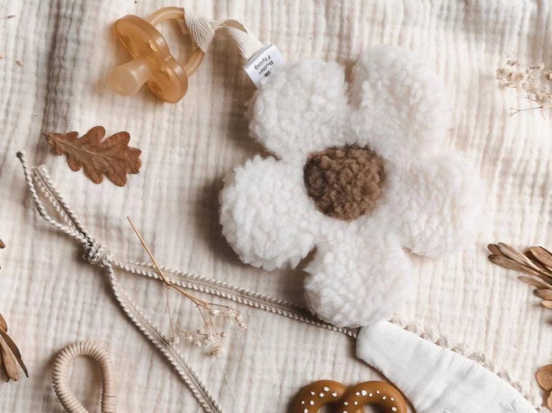 Teddy Daisy Pacifier Clip, Flower Paci Holder, Pacifier Clip Girl, Baby ...