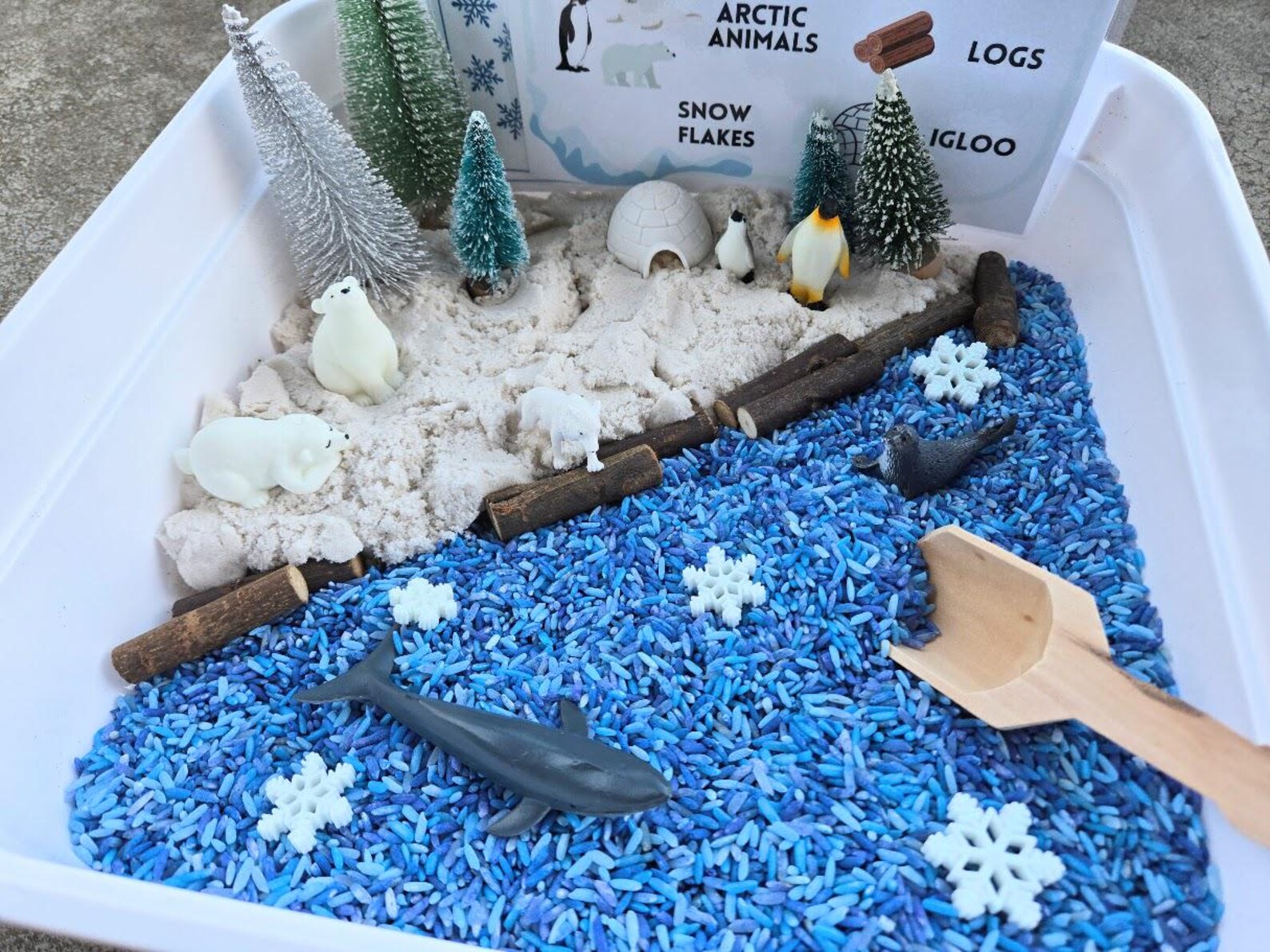 Arctic Animals Sensory Bin - Winter Sensory - Sensory Play - Sensory ...