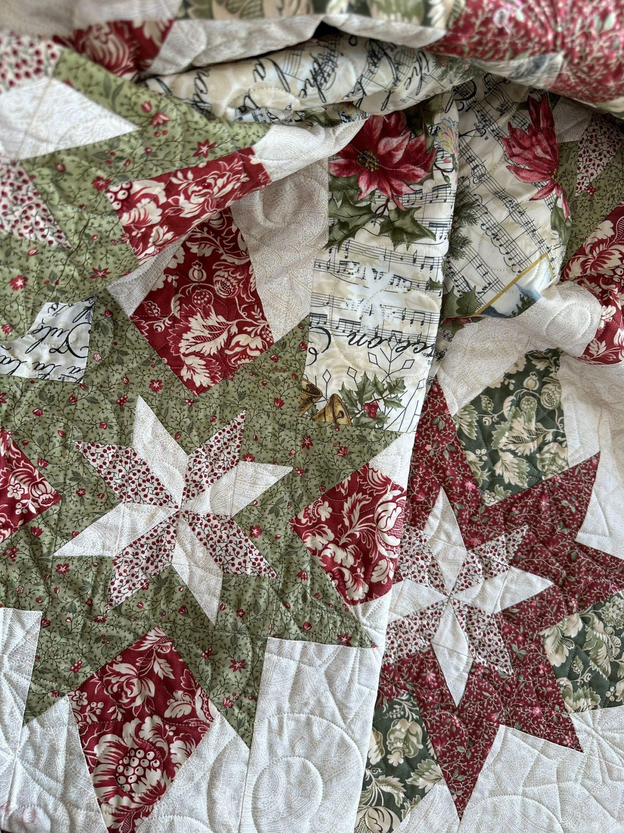 Handmade Holiday Quilt - Etsy