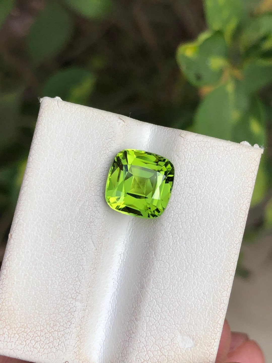 Pakistani Peridot Gemstone 3.40 Ct Eye Clean Clarity 8.3x8.3x5.7 Mm ...