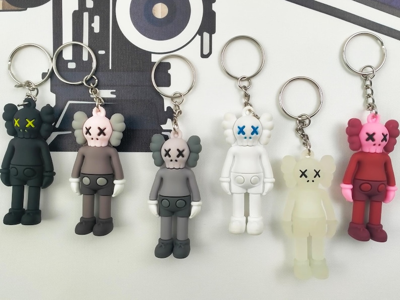 KAWS-3D Printed Kaws Figurine KAWS Art Collection Silicone Keychain ...