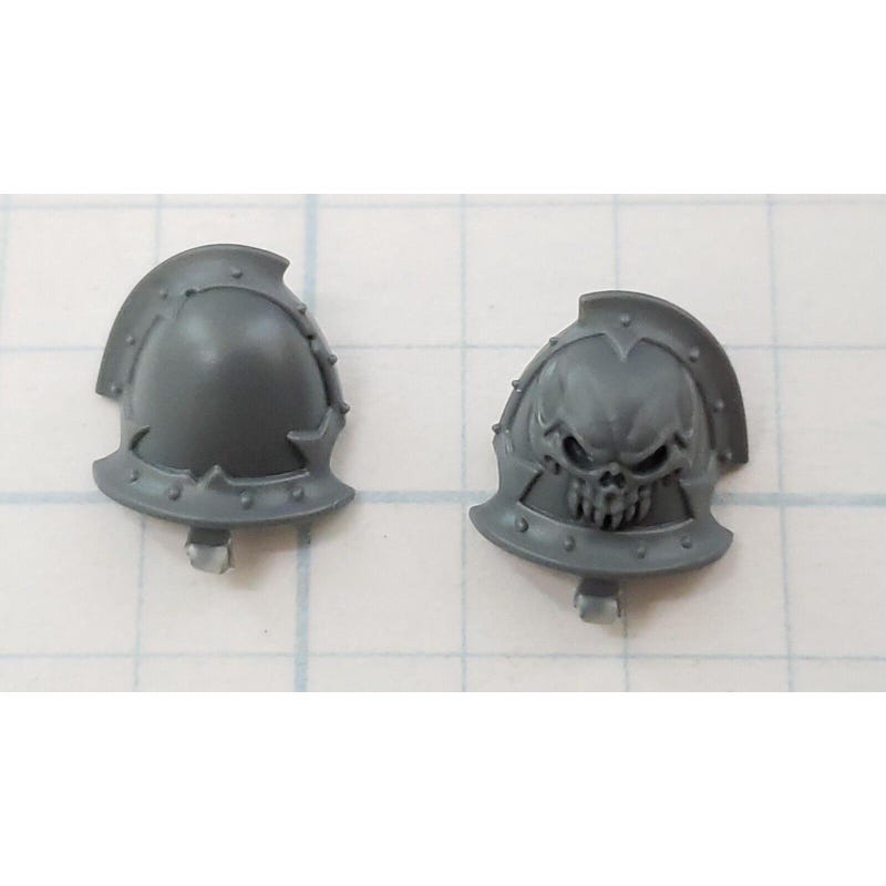 Chaos 40k Shoulder Pads - Etsy