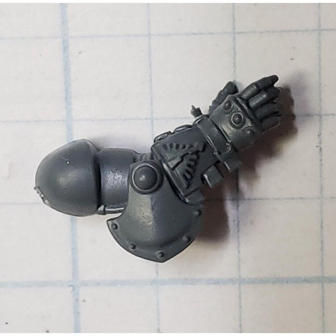 Warhammer 40k Adeptus Custodes Bits Custodian Wardens Right Command Arm ...