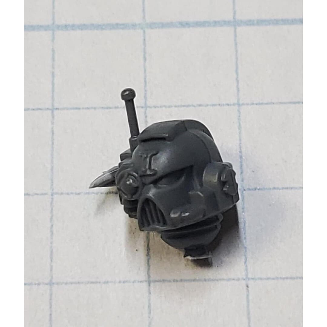 Warhammer 40k Deathwatch Bits Upgrade Targeter Helmet Head W Antenna ...