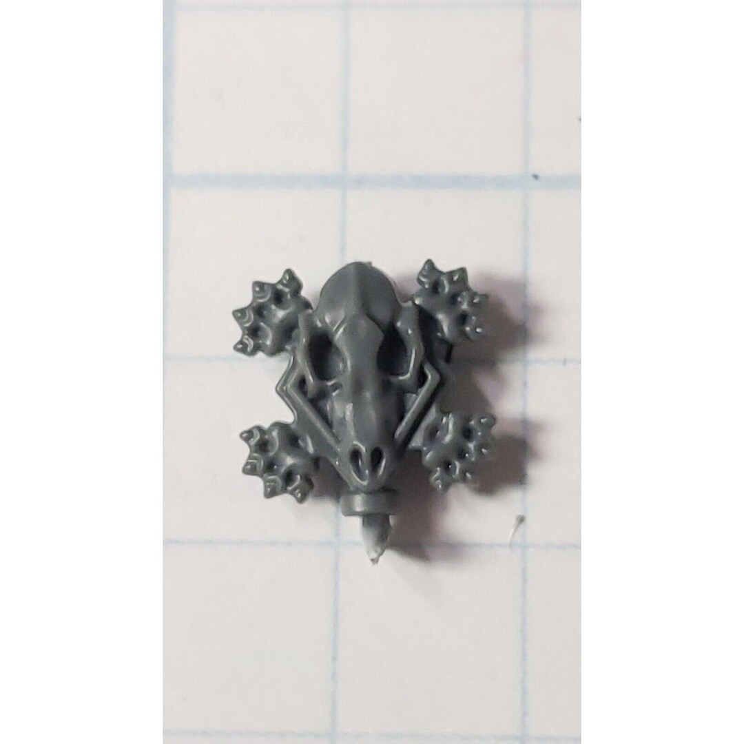 Warhammer 40k SPACE WOLVES Bits First Born Upgrade Wolf Skull Backpack ...