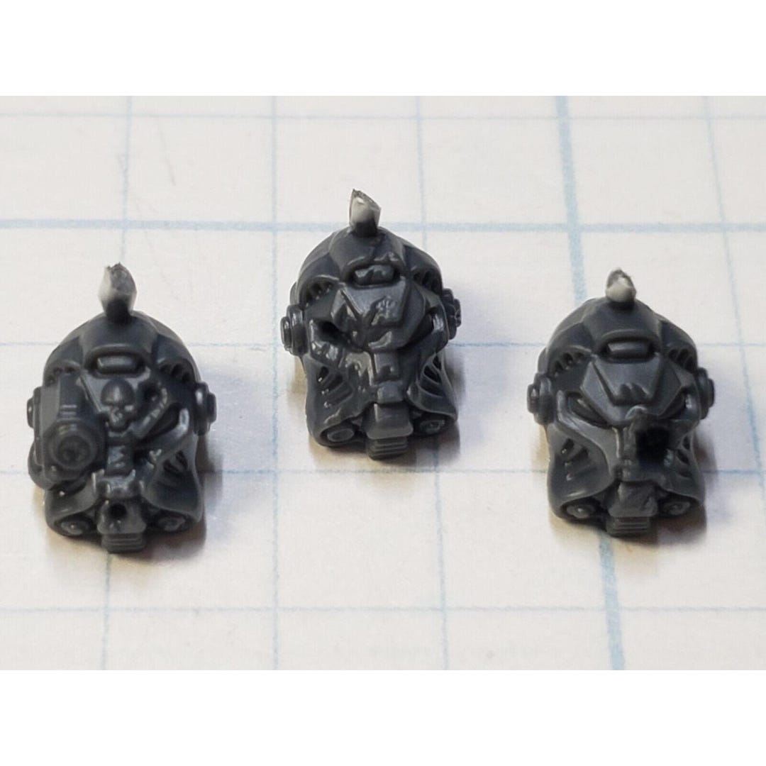 Warhammer 40k Battlefield Trophies Bits Space Marine Terminator Helmet ...