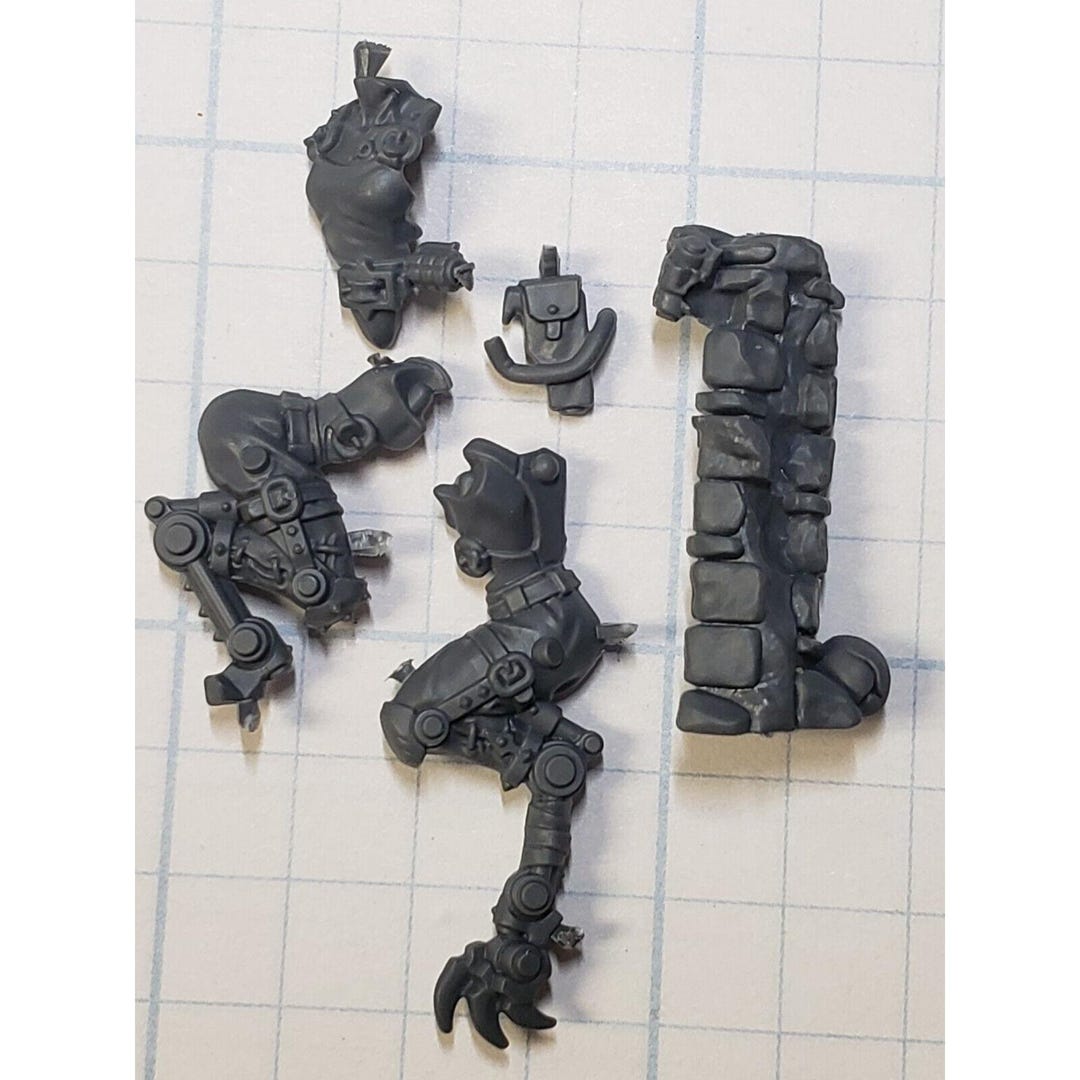 40k World Eaters Bits Goremonger Kill Team Female Stalker Bionic Torso ...