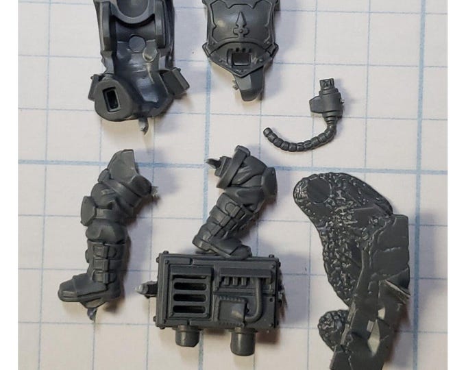 Warhammer 40k Astra Militarum Bits Tempestus Aquilon Gunslinger Torso ...