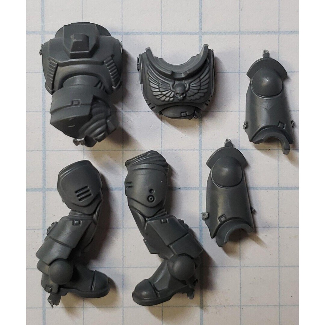 Warhammer 40k Space Marine Bits Primaris Intercessor Torso & Legs #25 ...