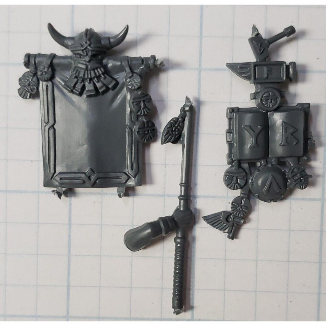 Warhammer Old World Dwarfs Bits Quarreller Standard Bearer Icon ...