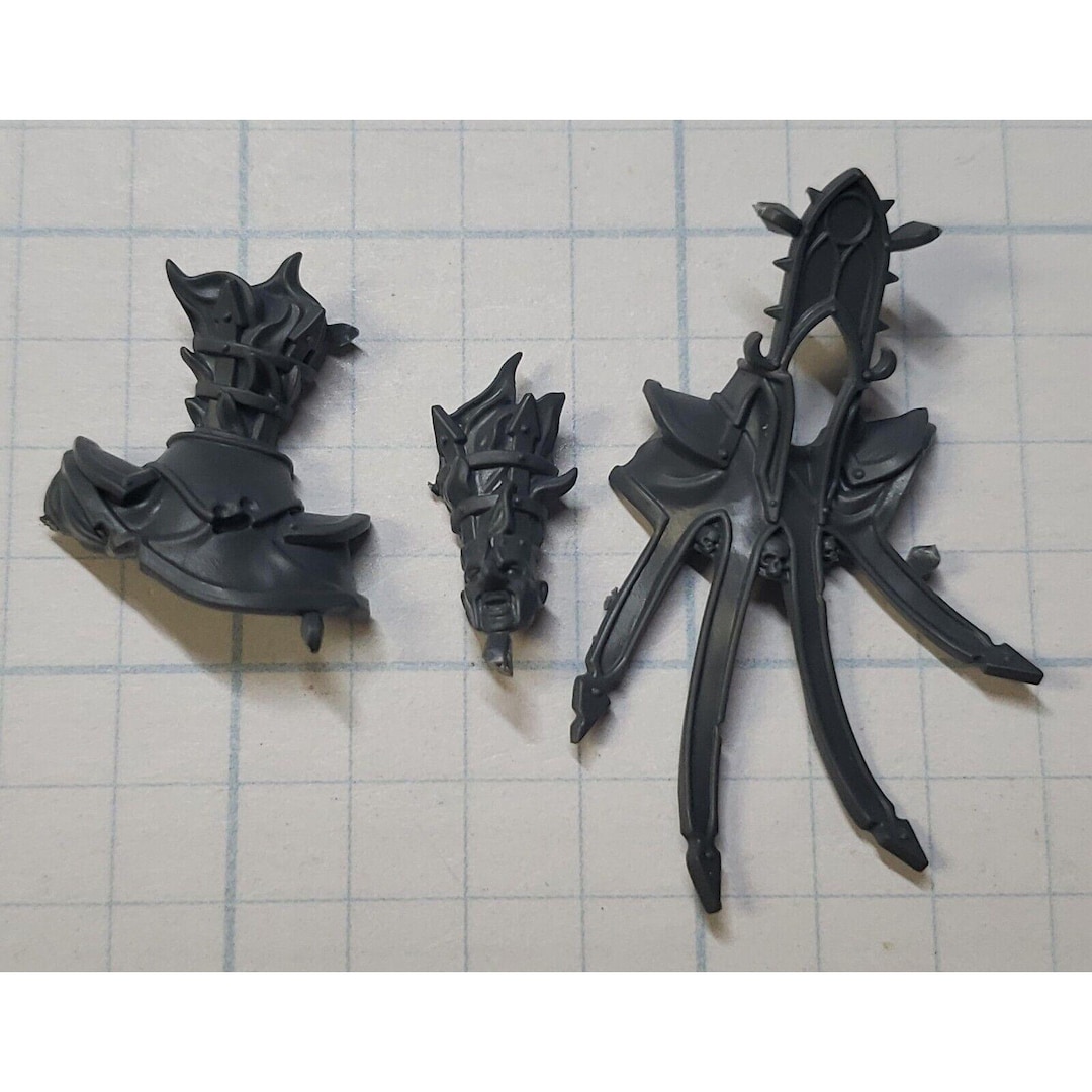 Warhammer 40k Necromunda Bits Cawdor Redemptionists Priest Hood Tabard ...