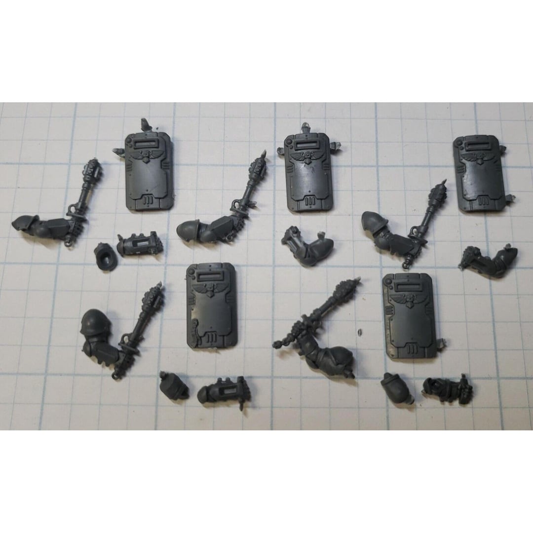 40k Imperial Agents Bits Exaction Squad Adeptus Arbites Shield & Maul ...