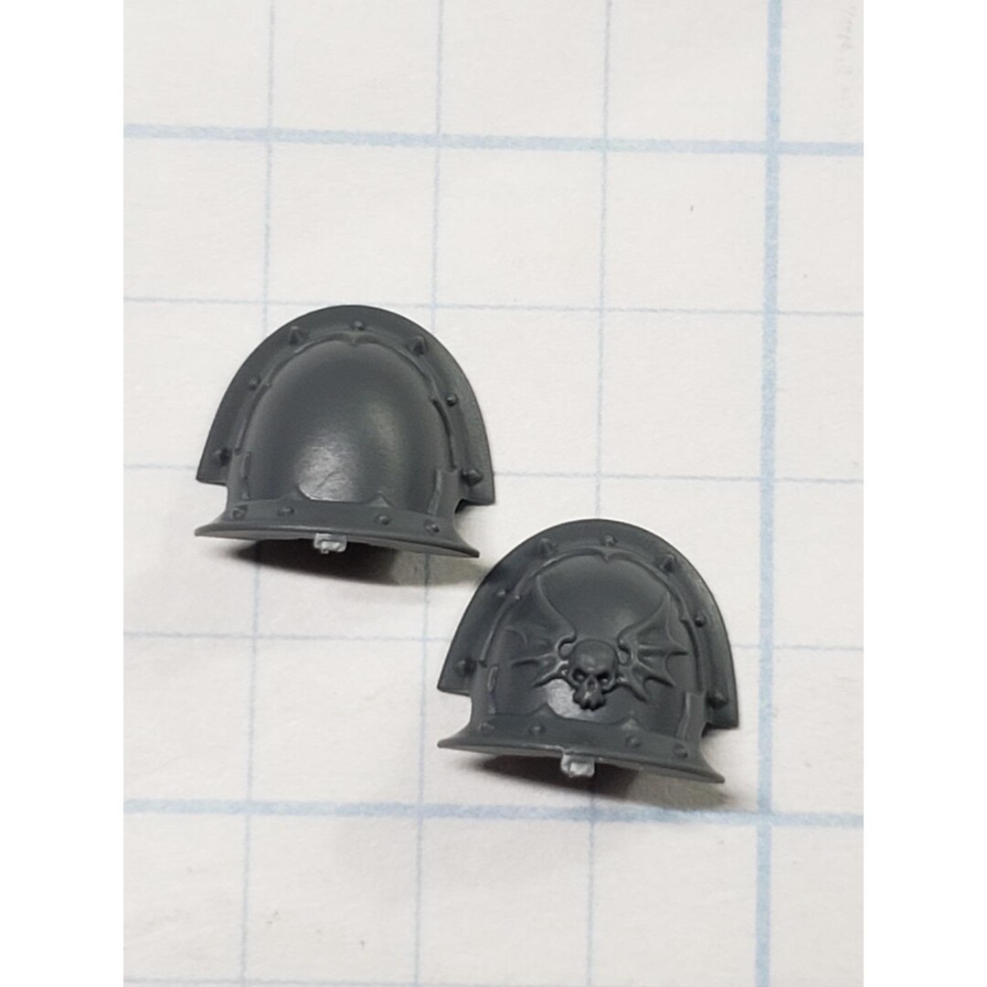 Warhammer 40k Night Lords Bits Nemesis Claws Kill Team Shoulder Pads ...