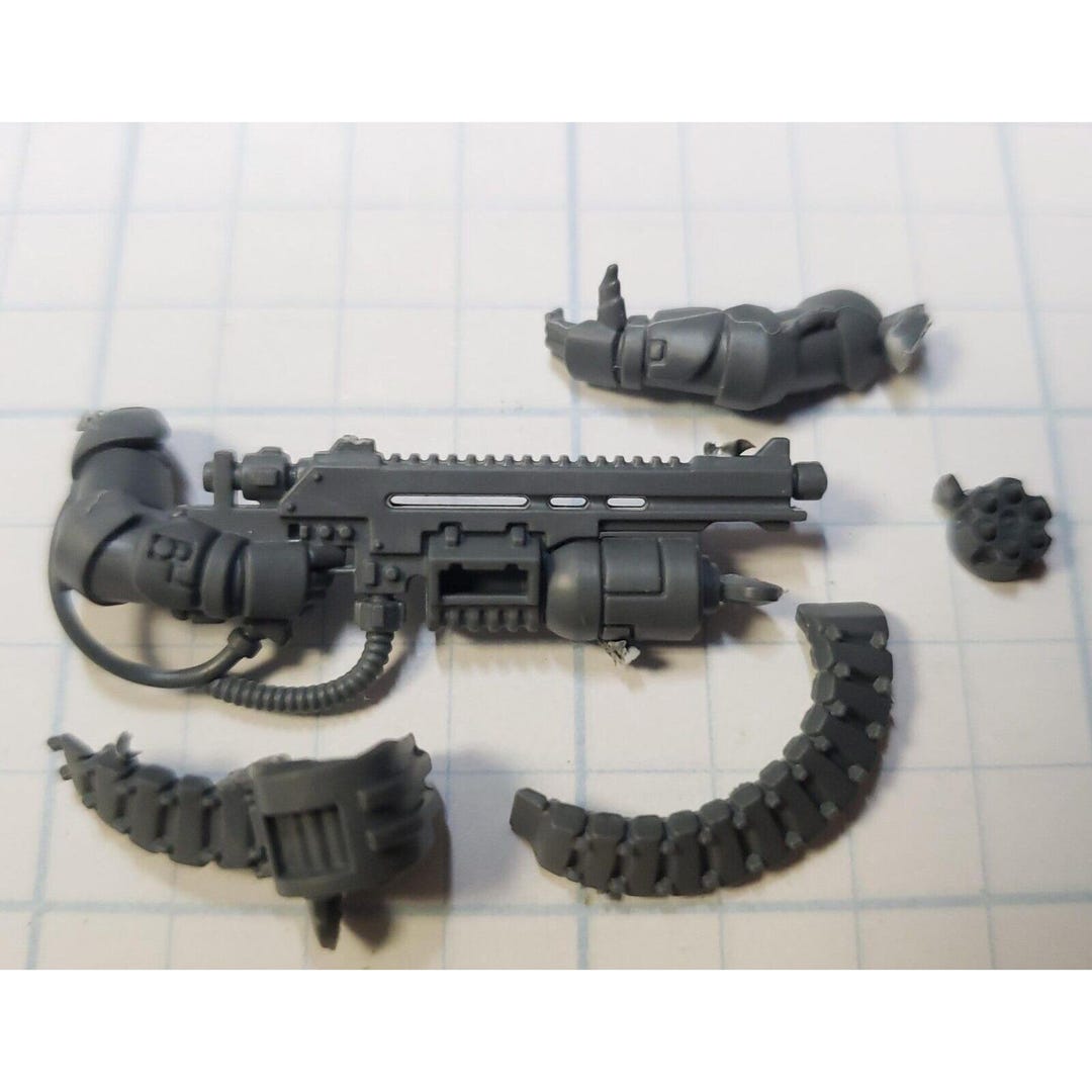 Warhammer 40k Space Marine Bits Desolation Squad Castellan Launcher ...