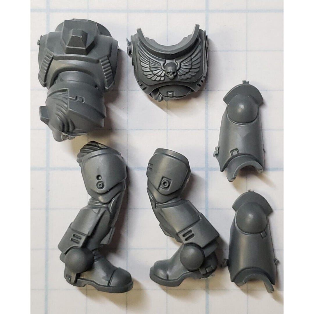 Warhammer 40k Space Marine Bits Primaris Intercessor Torso & Legs #33 ...