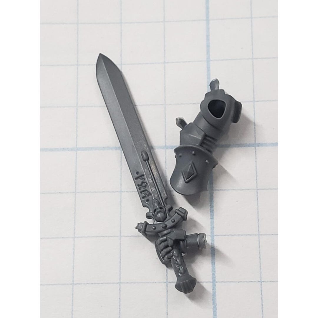40k Space Wolves Bits Wolf Guard Battle Leader Master Crafted Sword W ...