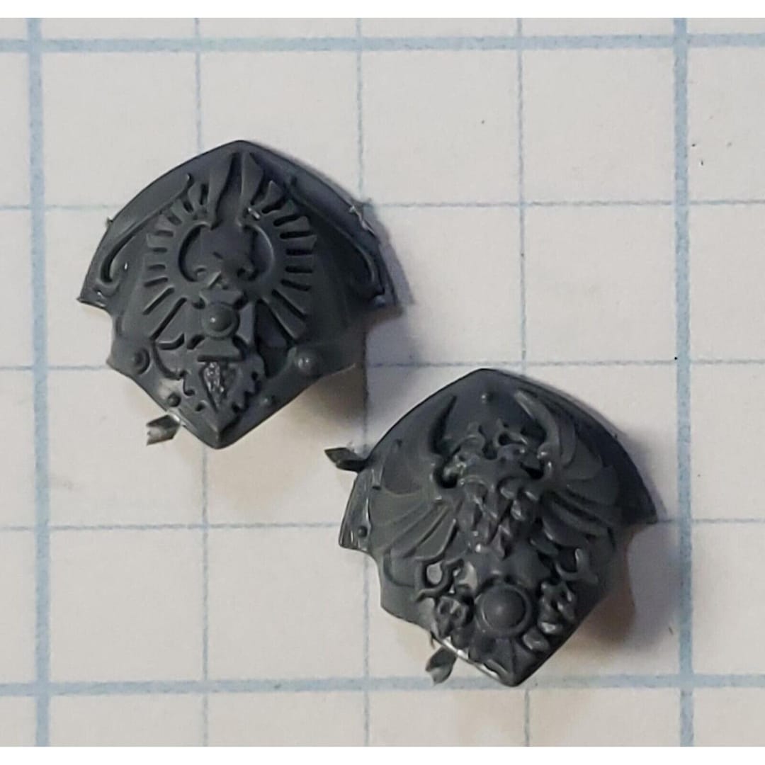 Warhammer 40k Adeptus Custodes Bits Blade Champion Shoulder Pads Set - Etsy