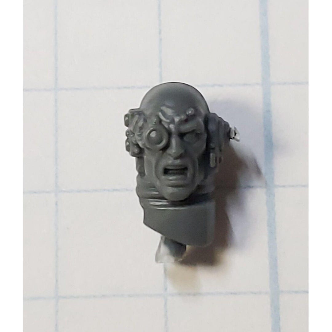 Warhammer 40k Space Marine Bits Primaris Captain Bionic Bare Head #17 ...