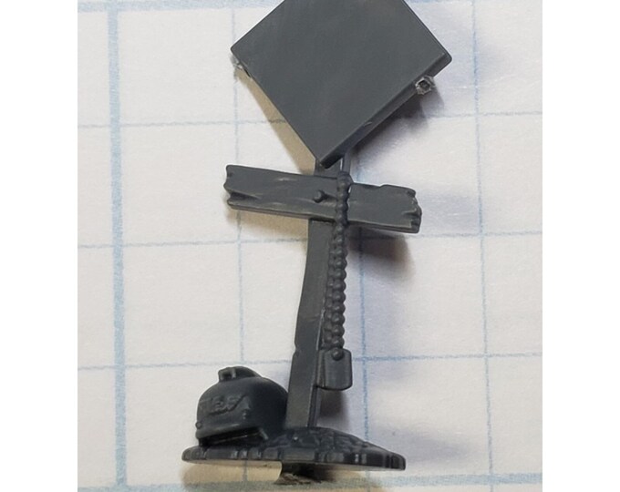 Warhammer 40k Astra Militarum Bits Krieg Command Squad Terrain Grave ...