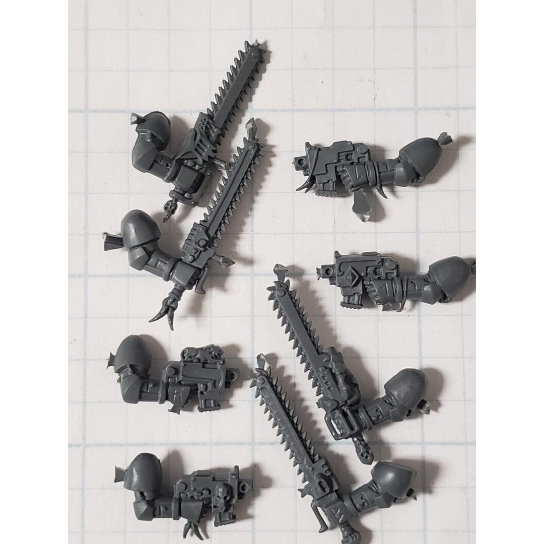 40k Space Wolves Bits Wolf Pack Blood Claws Chainsword & Bolt Pistol X4 ...