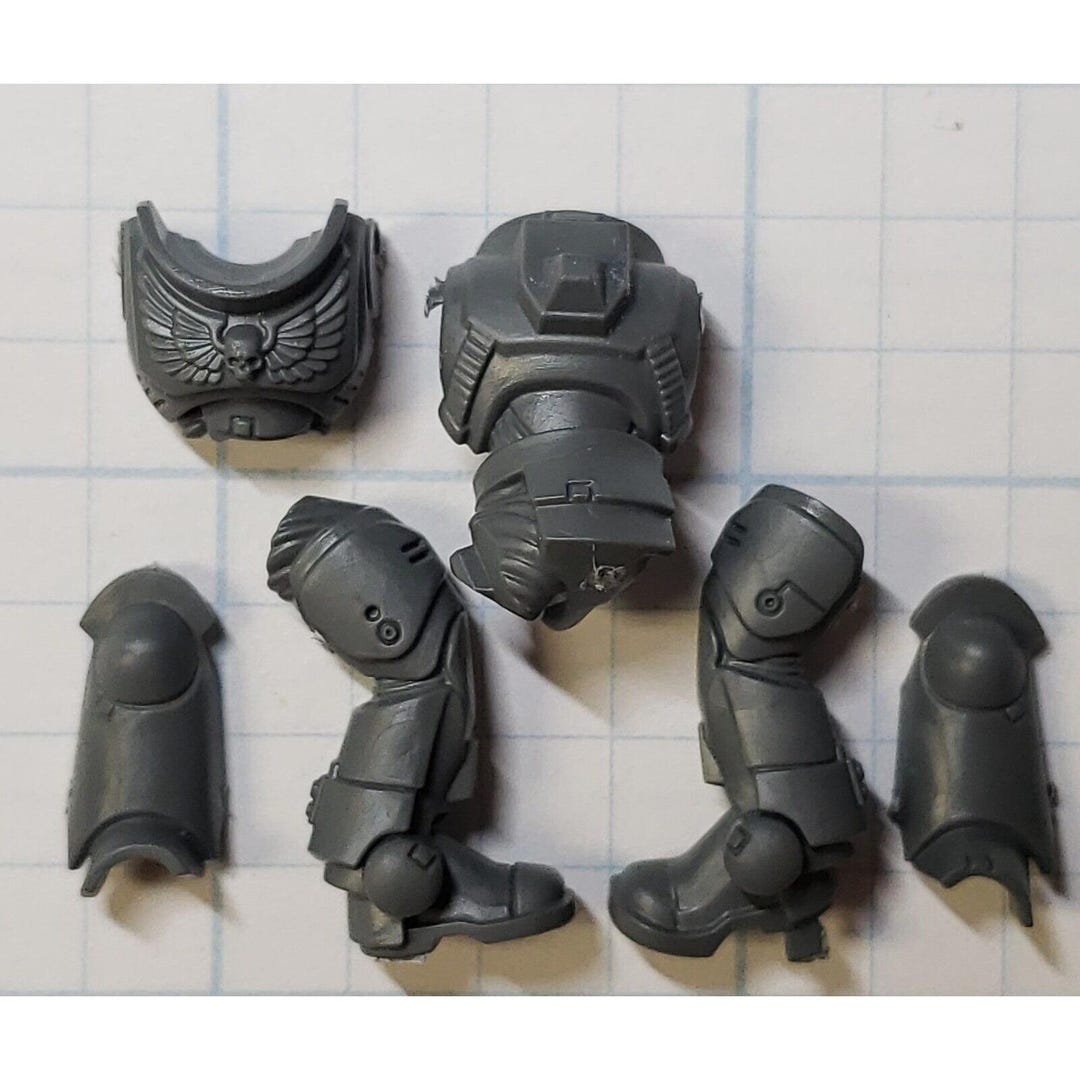 Warhammer 40k Space Marine Bits Primaris Intercessor Torso & Legs #17 ...