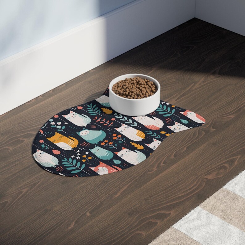 Bohemian Style Cat Images Pet Feeding Mat, Fish Shape Decorative and ...