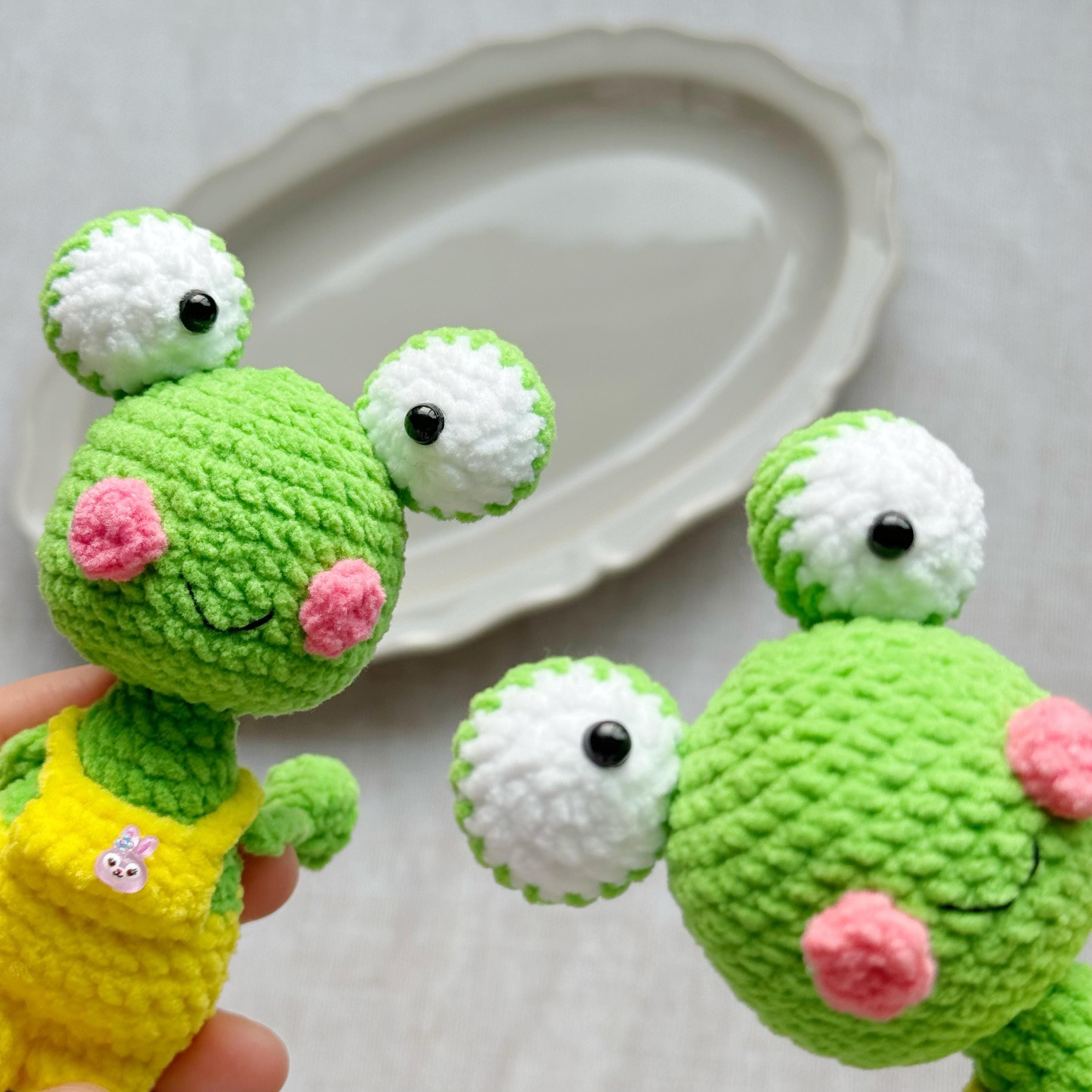 Green Frog With Dangling Legs Crochet Toy/frog Amigurumi/emotional ...