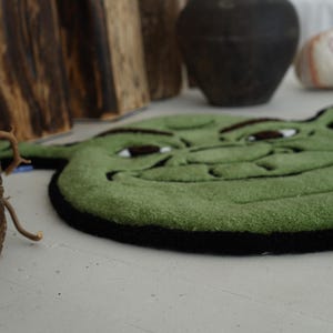 Fluffy Cartoon Shrek Rug: A Fun and Soft Decoration for Your Living ...