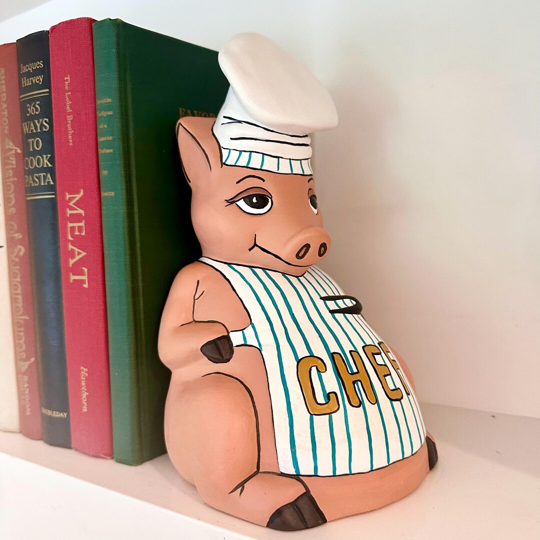 Pair Kitsch Piggy Ladies Chef Bookends by Duncan Enterprises UK ...