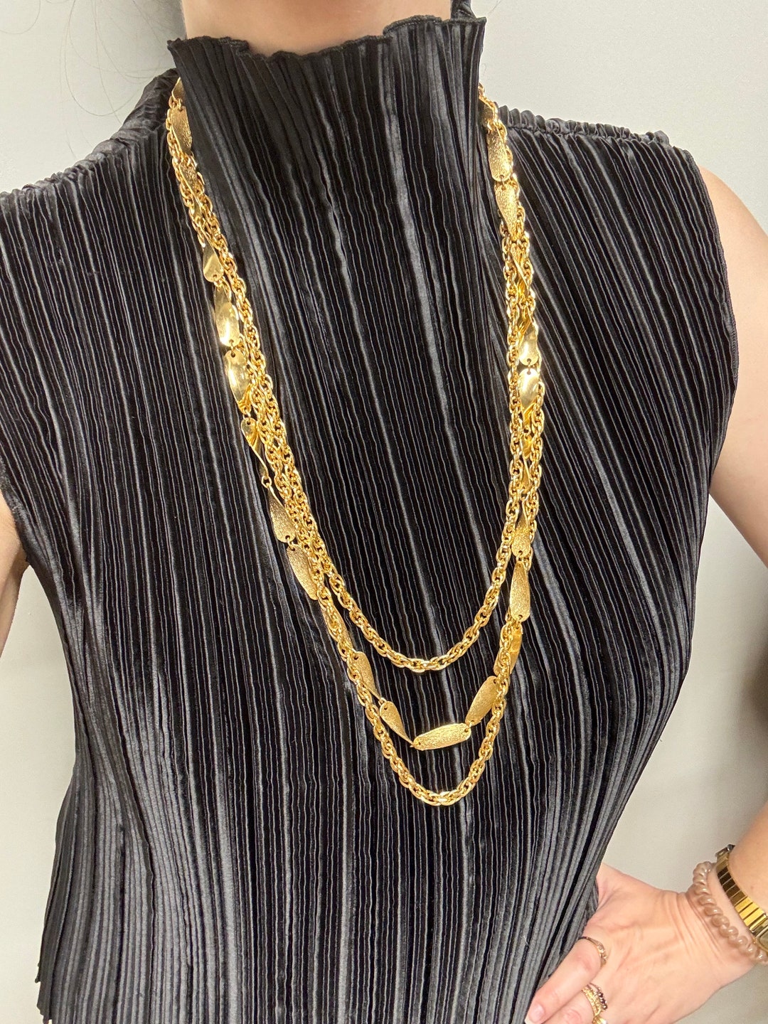Vintage 60s 70s Multi Chain Gold Tone Metal Necklace With Textured Flat ...