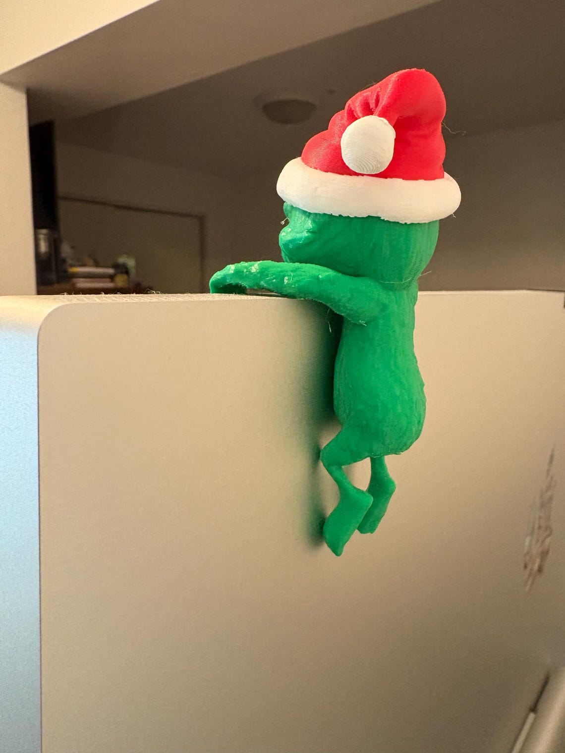 Grinch Monitor Buddy 3D Print - Etsy
