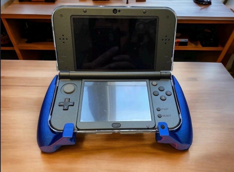Nintendo New 3DS XL Comfort Grip (fits Only With Clear Case) - Check ...