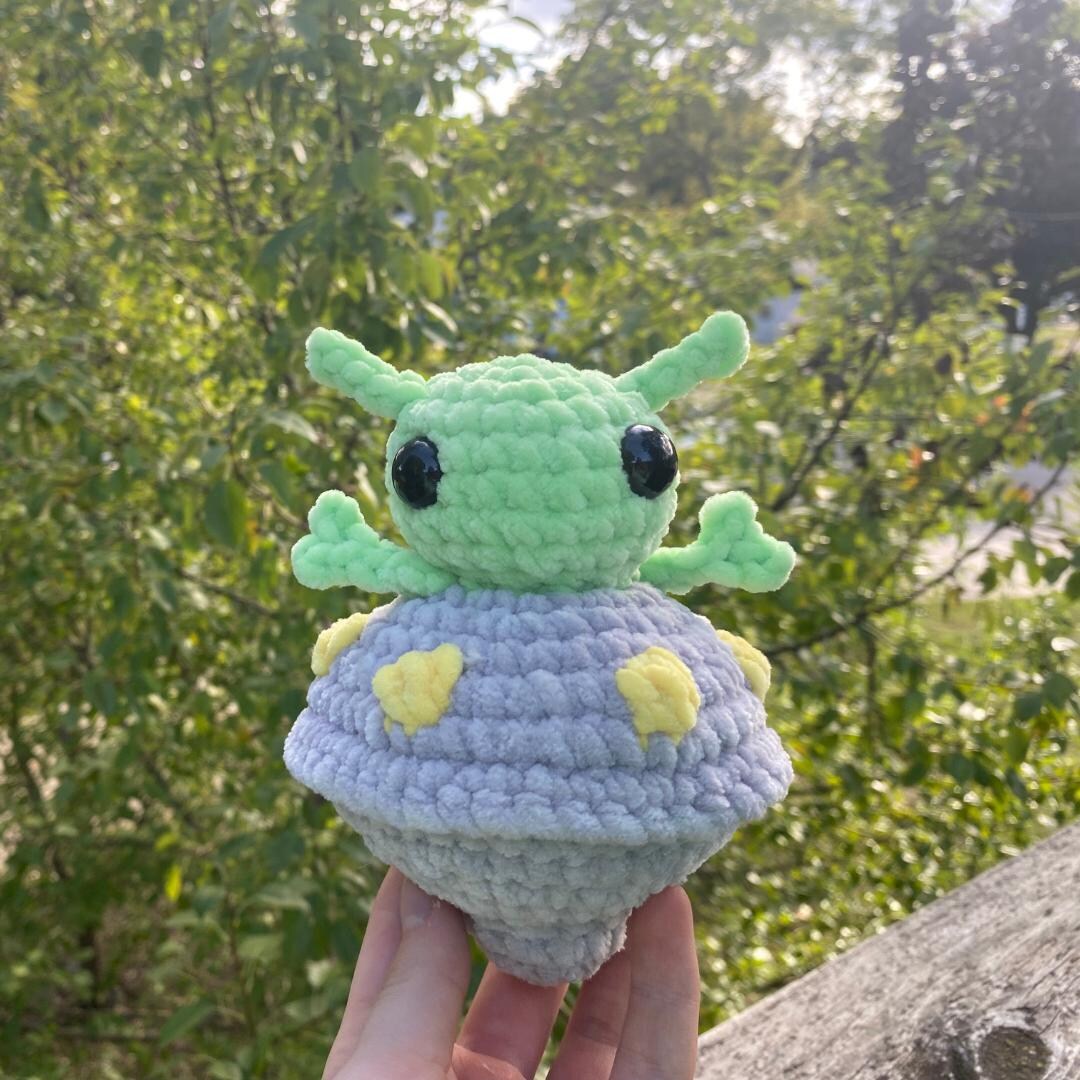 Crochet UFO Plush - Etsy