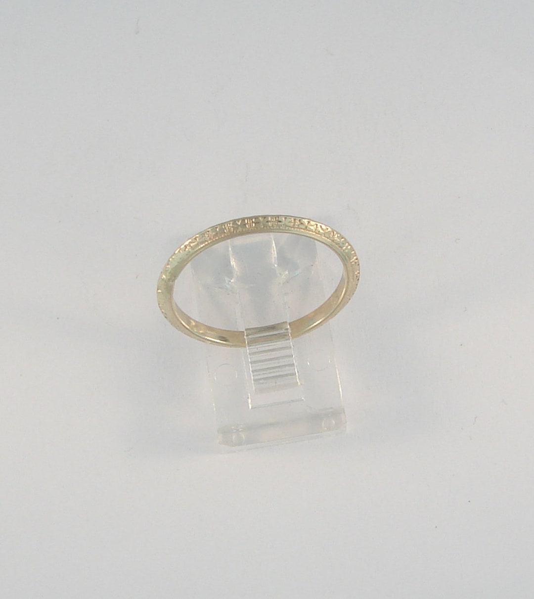 RING 14K Gold Filled, Gold Ring, Pattern Triangle Gold Ring, Gold Band ...