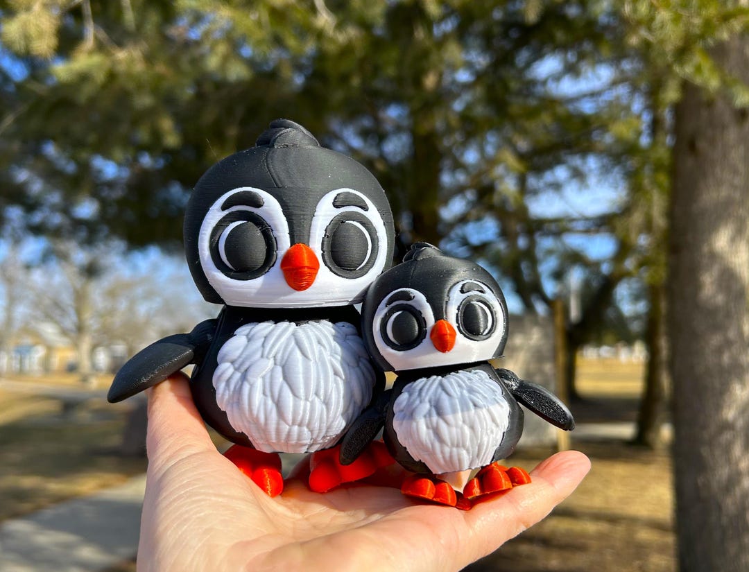 Articulated 3D Printed Penguin Family Figure Custom Desk Decor Gift ...