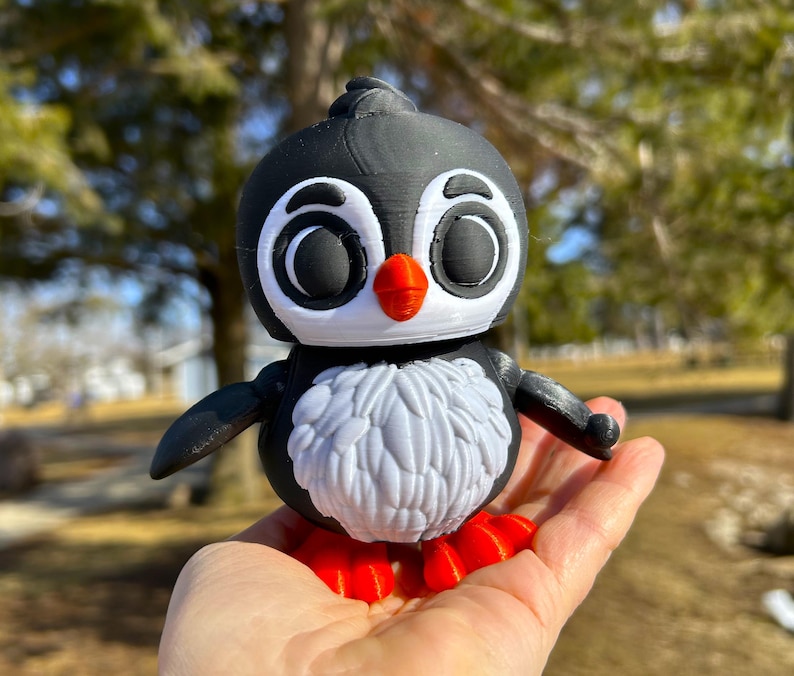 Articulated 3D Printed Penguin Family Figure Custom Desk Decor Gift ...